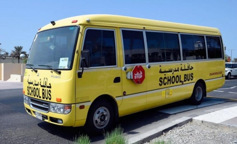 صحيفة الرؤية العمانية وفاة طفل سعودي اختناقًا بعد نسيانه داخل حافلة